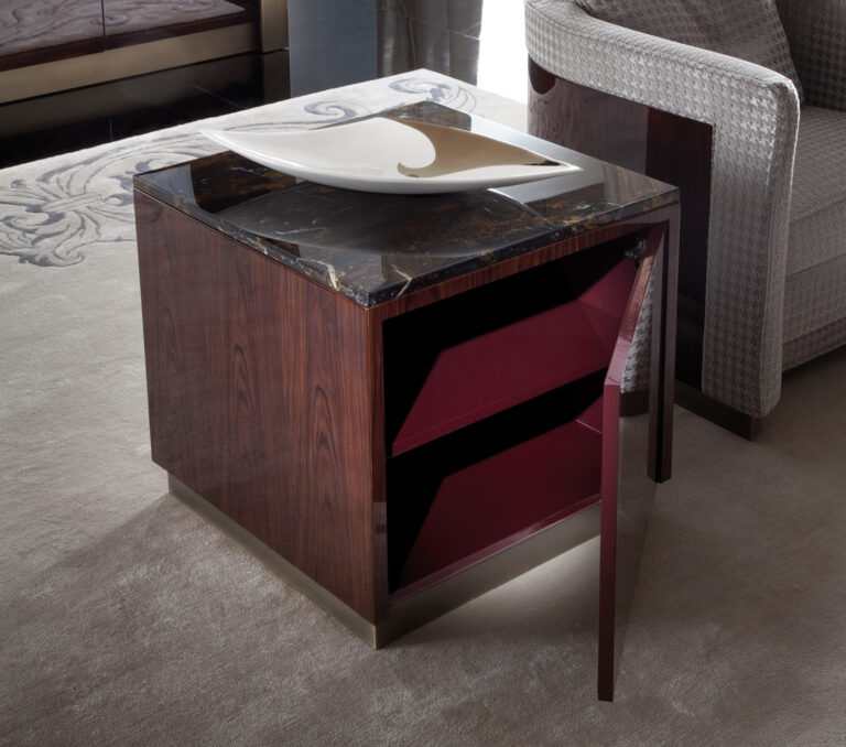Coliseum Square End Table | Giorgio Collection
