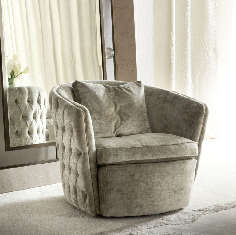 Lifetime Swivel Occasional Chair | Giorgio Collection