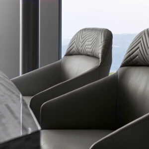 Moonlight guest chair - giorgio collection