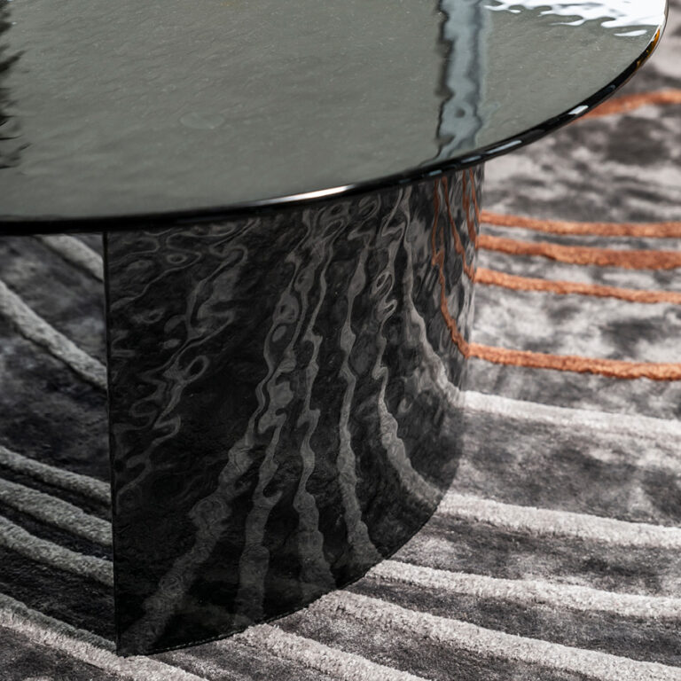 Trésor Oval Cocktail Table | Giorgio Collection