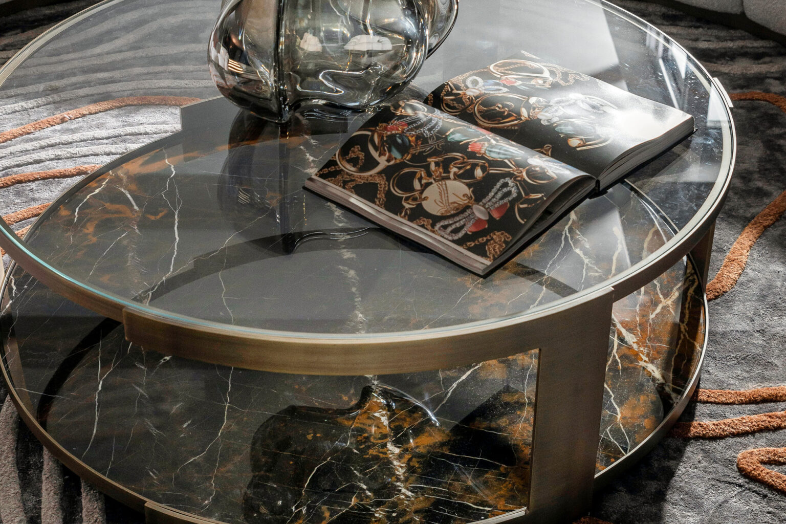 Trésor Round bronzed Cocktail Table - giorgio collection