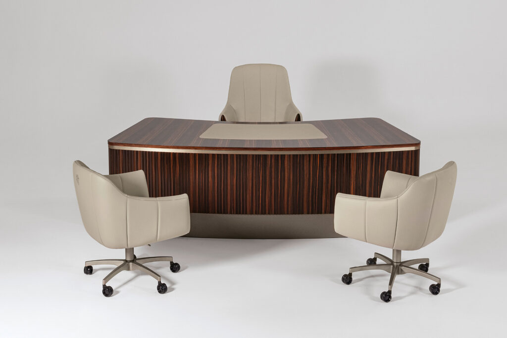 Luxor presidential desk - giorgio collection